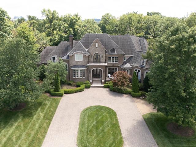 2323 Woodmont Blvd