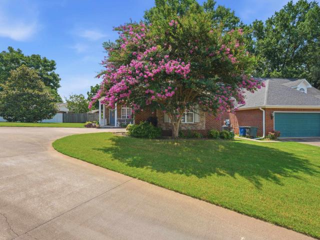 232 Camelot Way