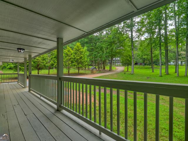 232 Chestnut Gap