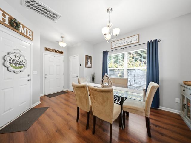 232 Chestnut Oak Lane