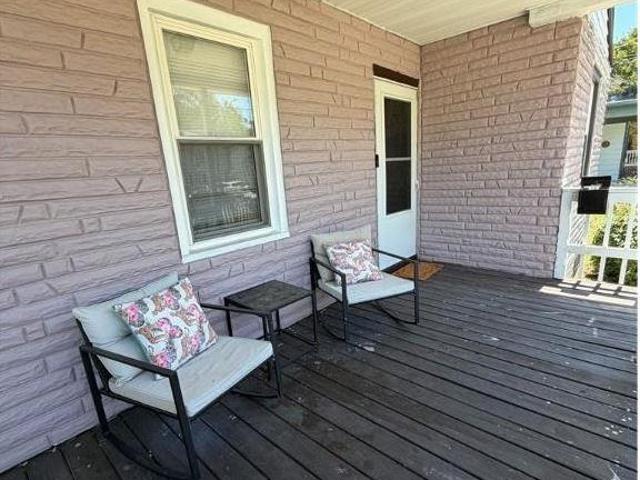 232 Clifton ST