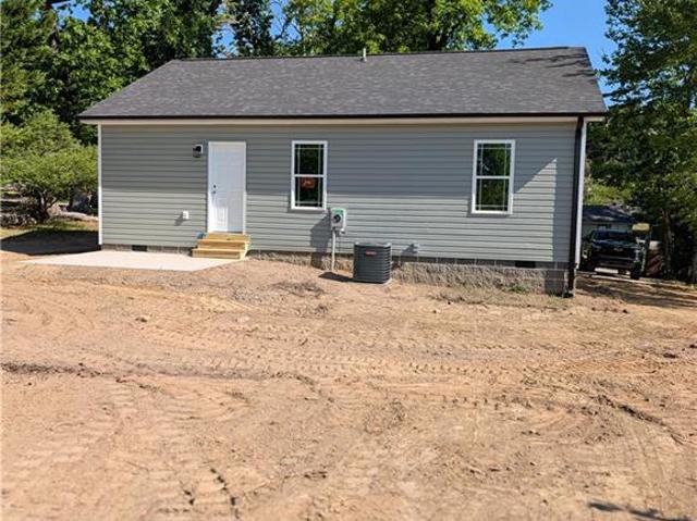 232 Crestwood Circle