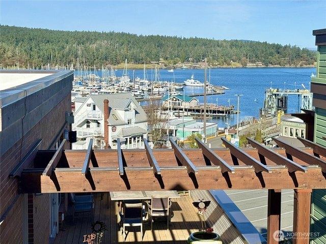 232 A St Unit R4, Friday Harbor, WA 98250