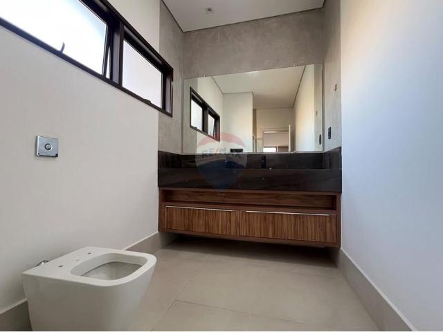 232 Área Útil Sobrado Alugar, 3 Dormitórios localizado em Jardim Dulce Nova Veneza, Sumaré, São Paulo, 13178550 | Brasil