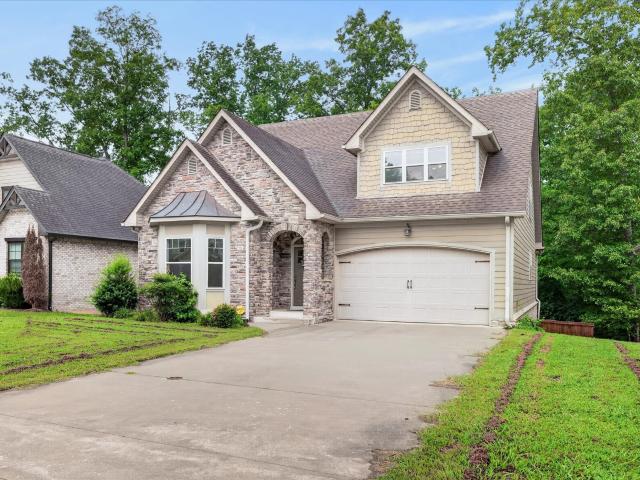 232 Birnam Wood Trce