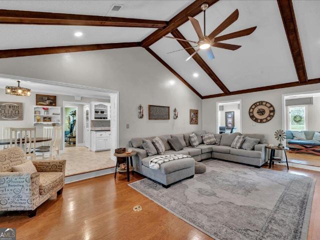 232 Briarwood Circle