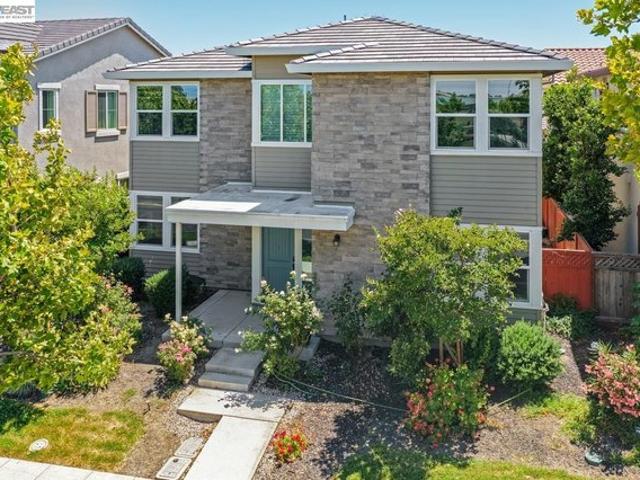 232 E Ramsey Dr, Mountain House, CA 95391