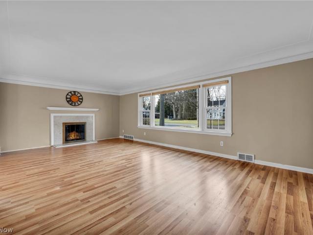 232 Edna Street