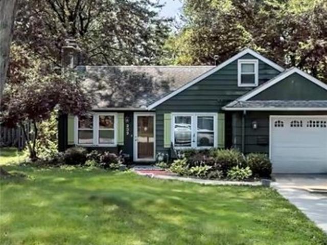 232 Franklin Dr, Berea, OH 44017