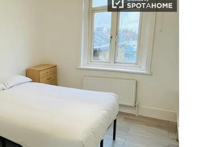 232 Kilburn High Road, London, NW6 4JP, United Kingdom | Room for rent #115486631 | Rentberry
