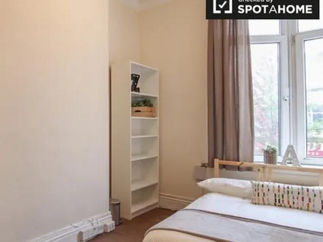 232 Kilburn High Road, London, NW6 4JP, United Kingdom | Room for rent #141007138 | Rentberry