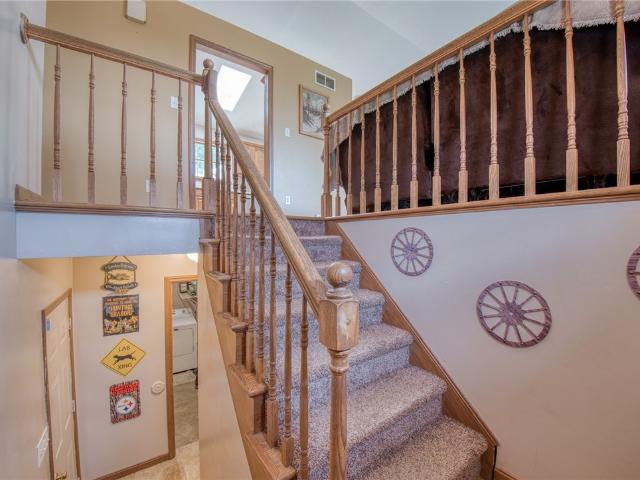 232 Hazen Ave