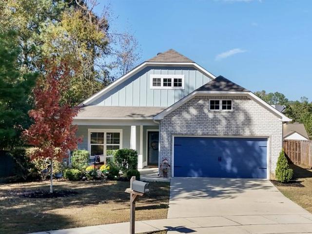 232 Hampton Dr, Calera, AL 35040