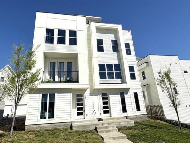 232 Oceola Ave, Nashville, TN 37209