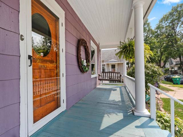 232 OXFORD Avenue