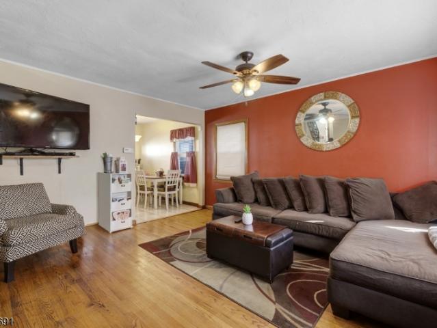 232 Laurel Ave