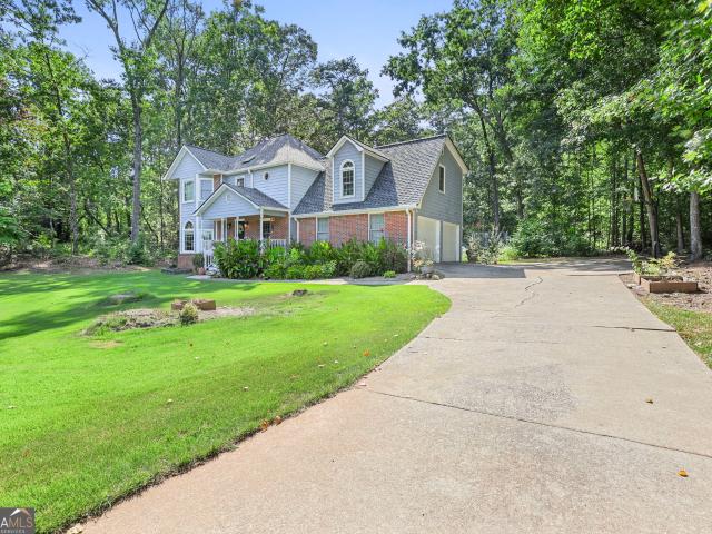 232 Lakewood Drive