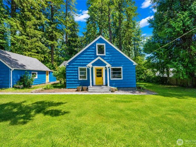 232 Lark Street SW