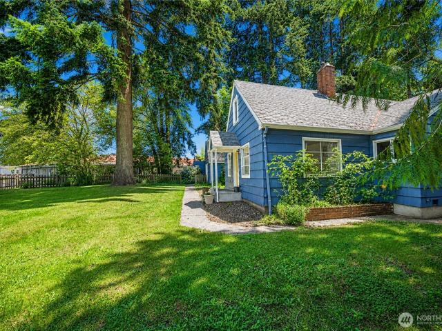 232 Lark Street SW