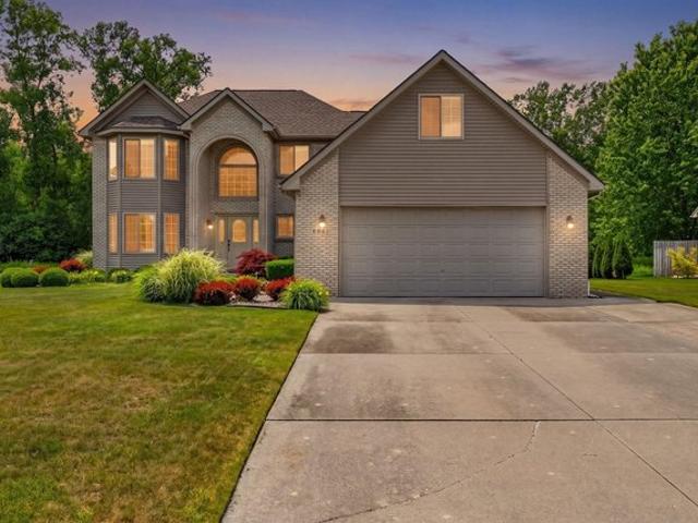 232 Liberty Ave, Marysville, MI 48040