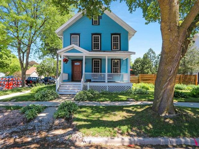 232 N Michigan St, De Pere, WI 54115