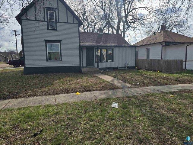 232 N Nesmith Ave, Sioux Falls, SD 57103