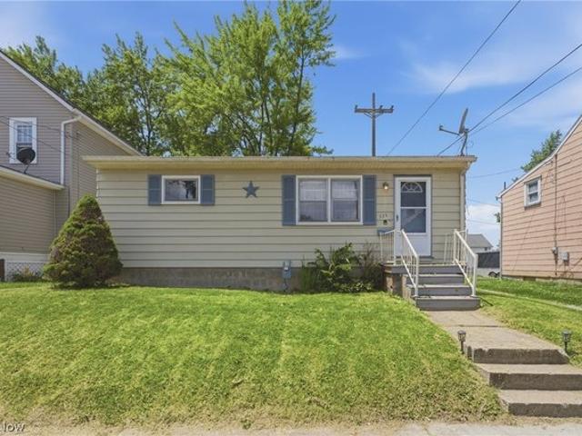 232 S 15th St, Sebring, OH 44672