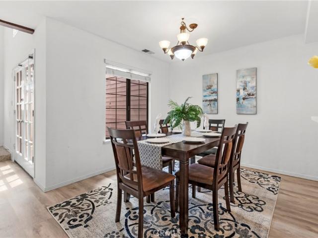 232 S Elm