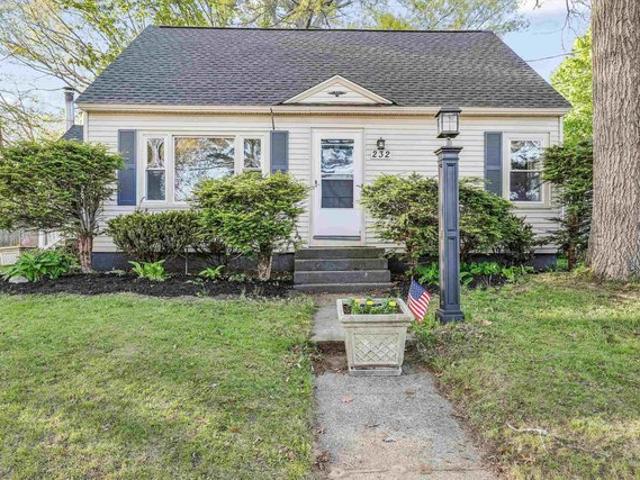 232 Seames Dr, Manchester, NH 03103