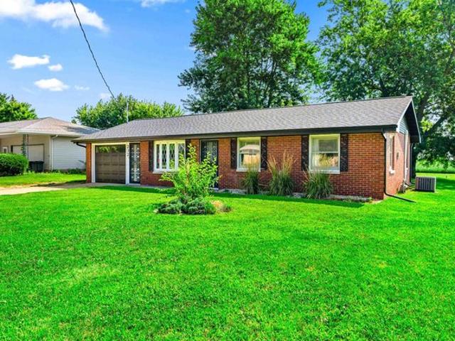 232 Sheffield Rd, Groveland, IL 61535