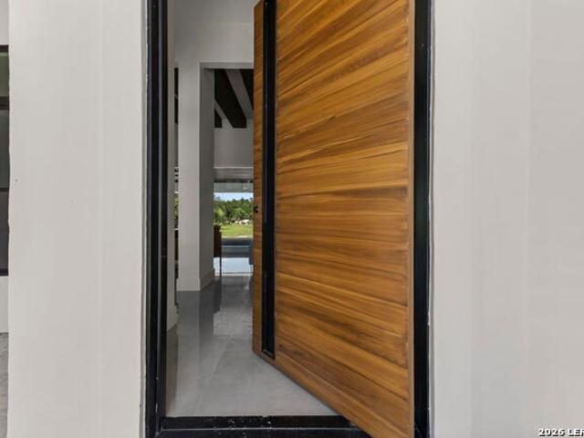 232 Steeplebrook