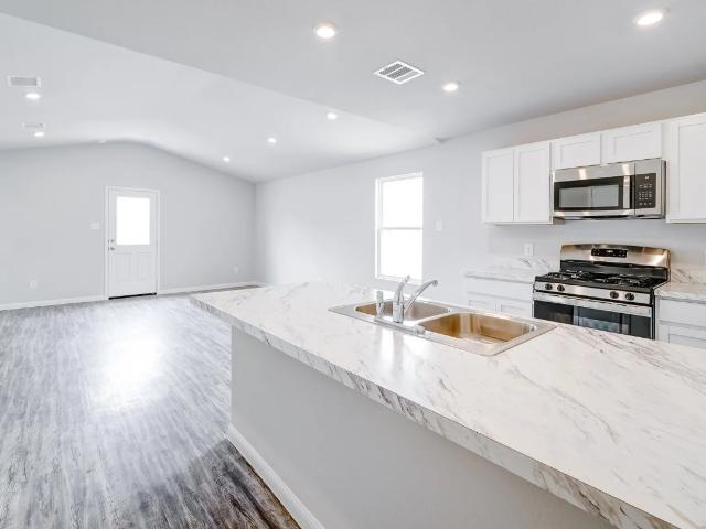 232 Stoney Rdg, Hudson, TX 75904 | MLS #67307 | Compass