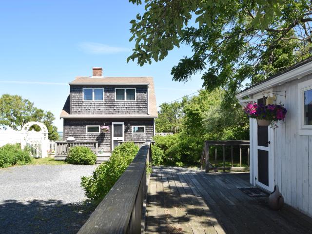 232 Robbins Hill Road