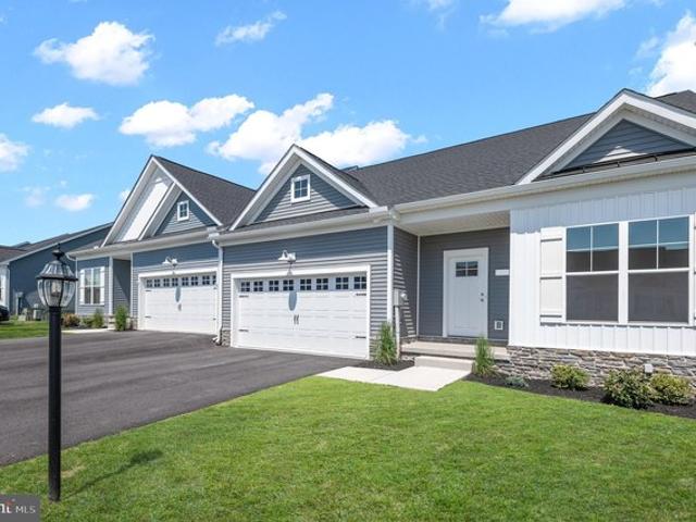 232 Ridge View Ln, Hanover, PA 17331