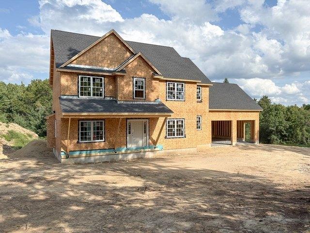 232 W Townsend Rd, Lunenburg, MA 01462