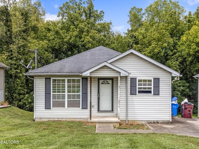 232 W Edison St, Alcoa, TN 37701