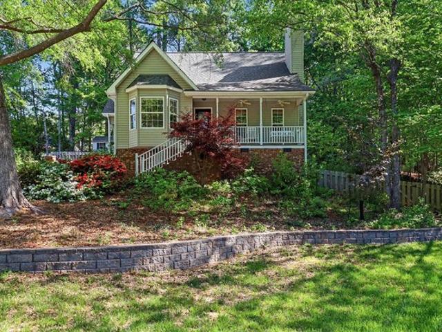 232 W Elm Ave, Holly Springs, NC 27540