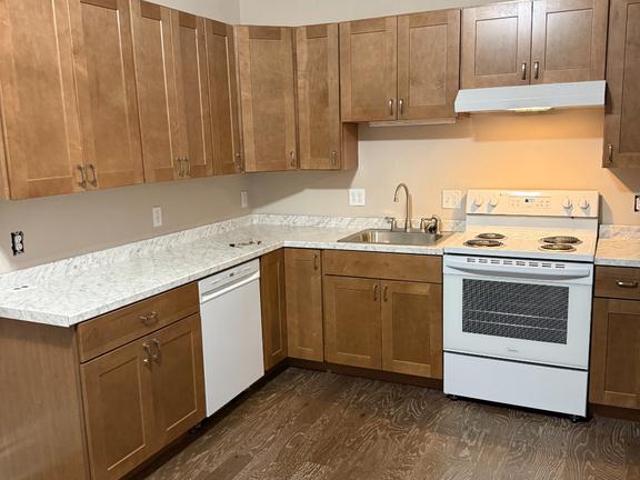 232 W Main Street # 5