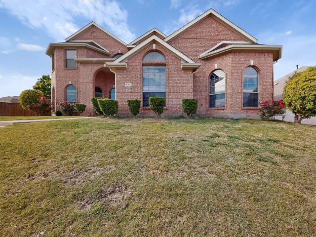 232 Wellington Dr, DeSoto, TX 75115 | MLS #21234 | Compass