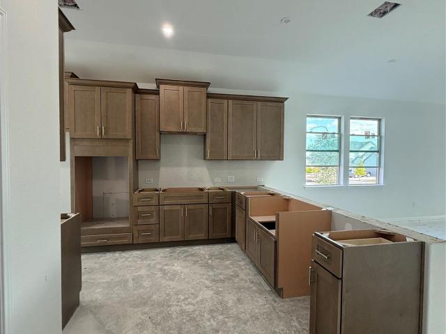 232 Tenny Ln