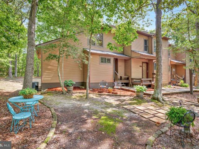 23342 Red Oak Court