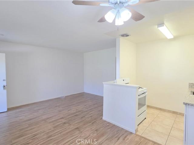 2334 E Santa Fe 3