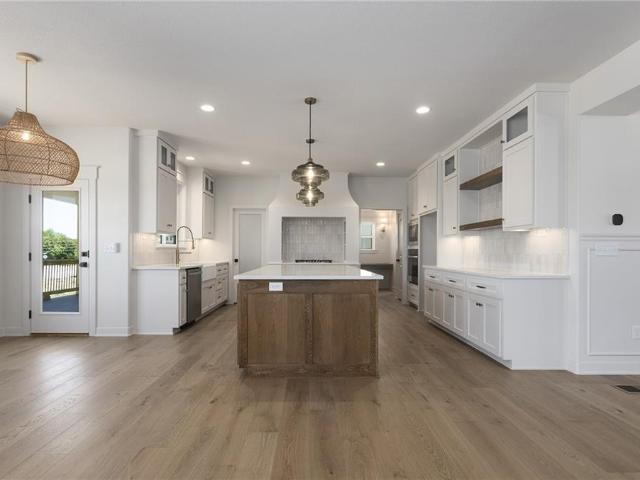 2334 Foxtail Drive