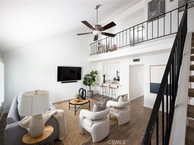 2334 Richmond Way, Costa Mesa, CA 92626
