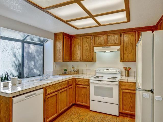 2334 Sweetwater Drive