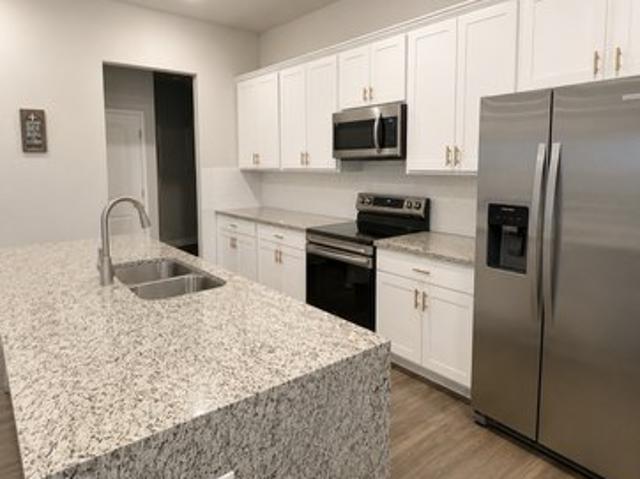 2335 Cedar Place Dr, Conroe, TX 77306