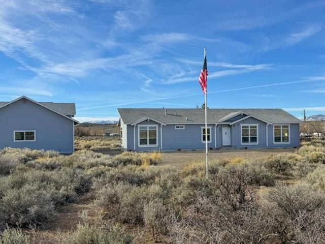 2335 Jacobsen Ln, Gardnerville, NV 89410