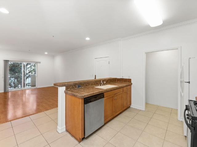 2335 S Bentley Ave, Unit 201, Los Angeles, CA 90064 | MLS #26829