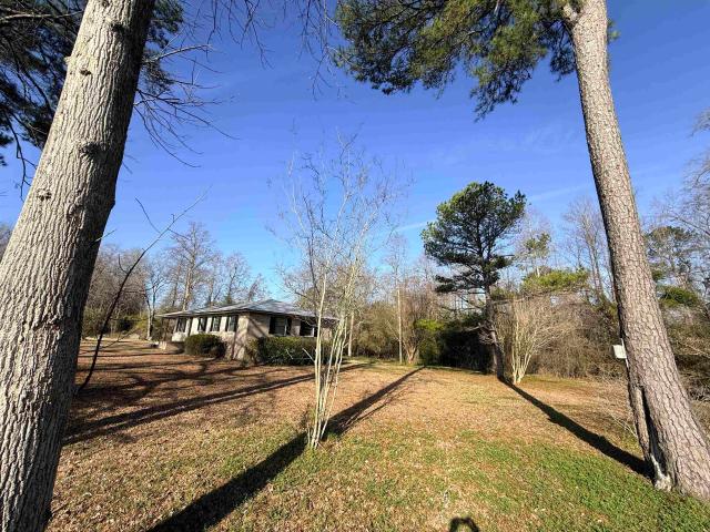 2336 Macedonia Dr