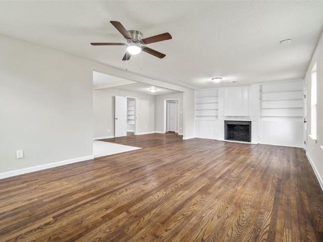 2336 Glencrest Drive